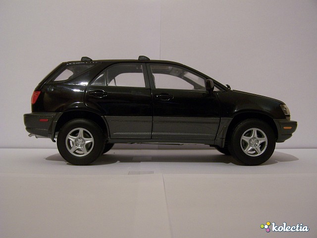 1:18 Auto Art Lexus RX300 2000 Black - Kolectia