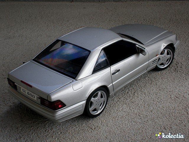 1:18 Auto Art Mercedes Benz SL (R129) Gray - Kolectia